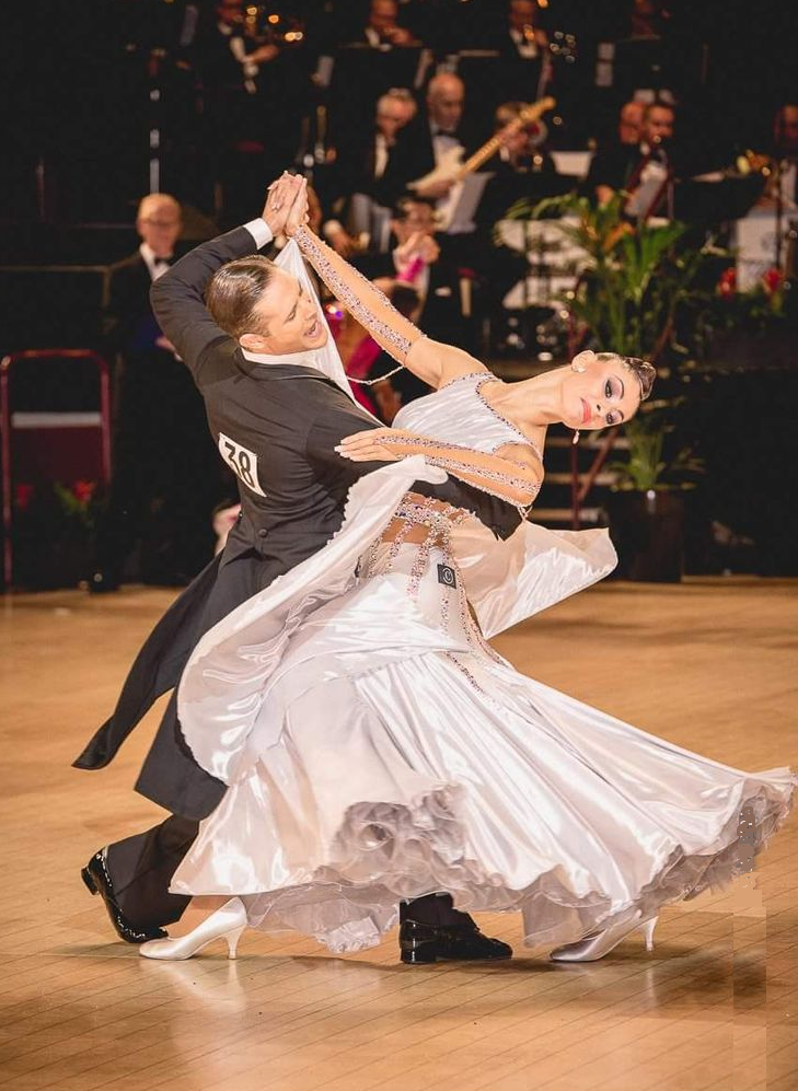 What is Ballroom Dancing? - Commonwealth Union