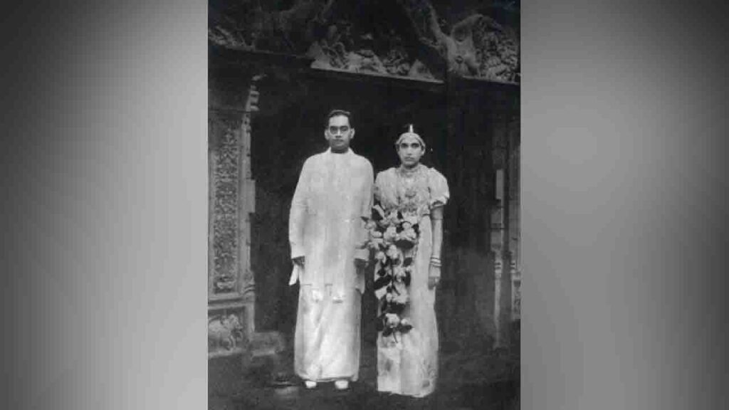 Here’s The Story of The World’s First Female Prime Minister ...