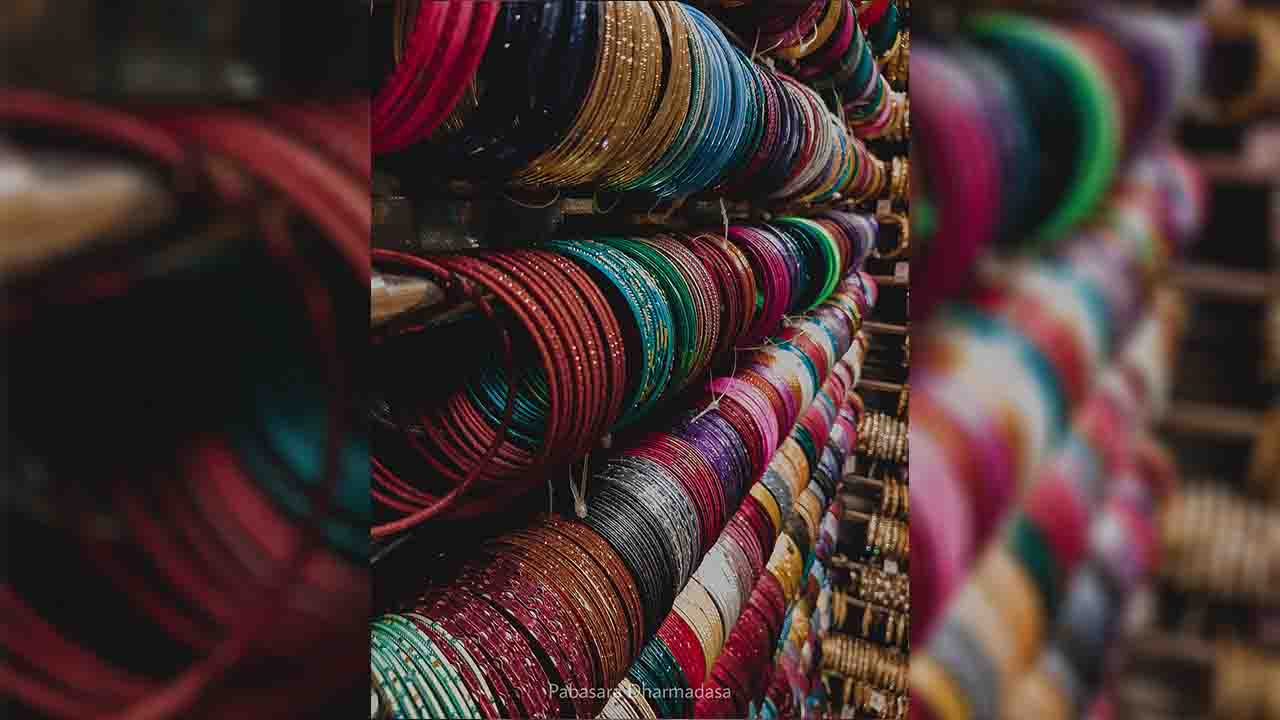 Bangles: The Timeless Symphony of Elegance and Tradition - Commonwealth ...