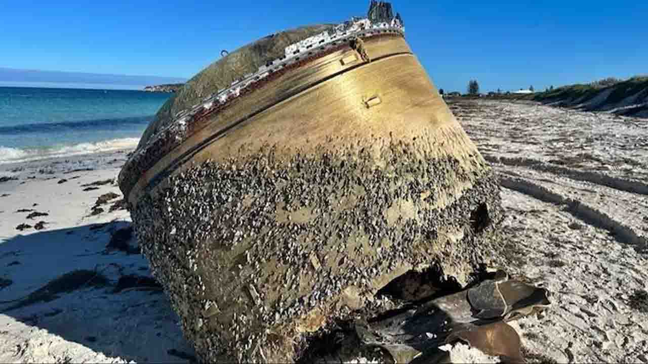 Mystery Device Found… - Commonwealth Union