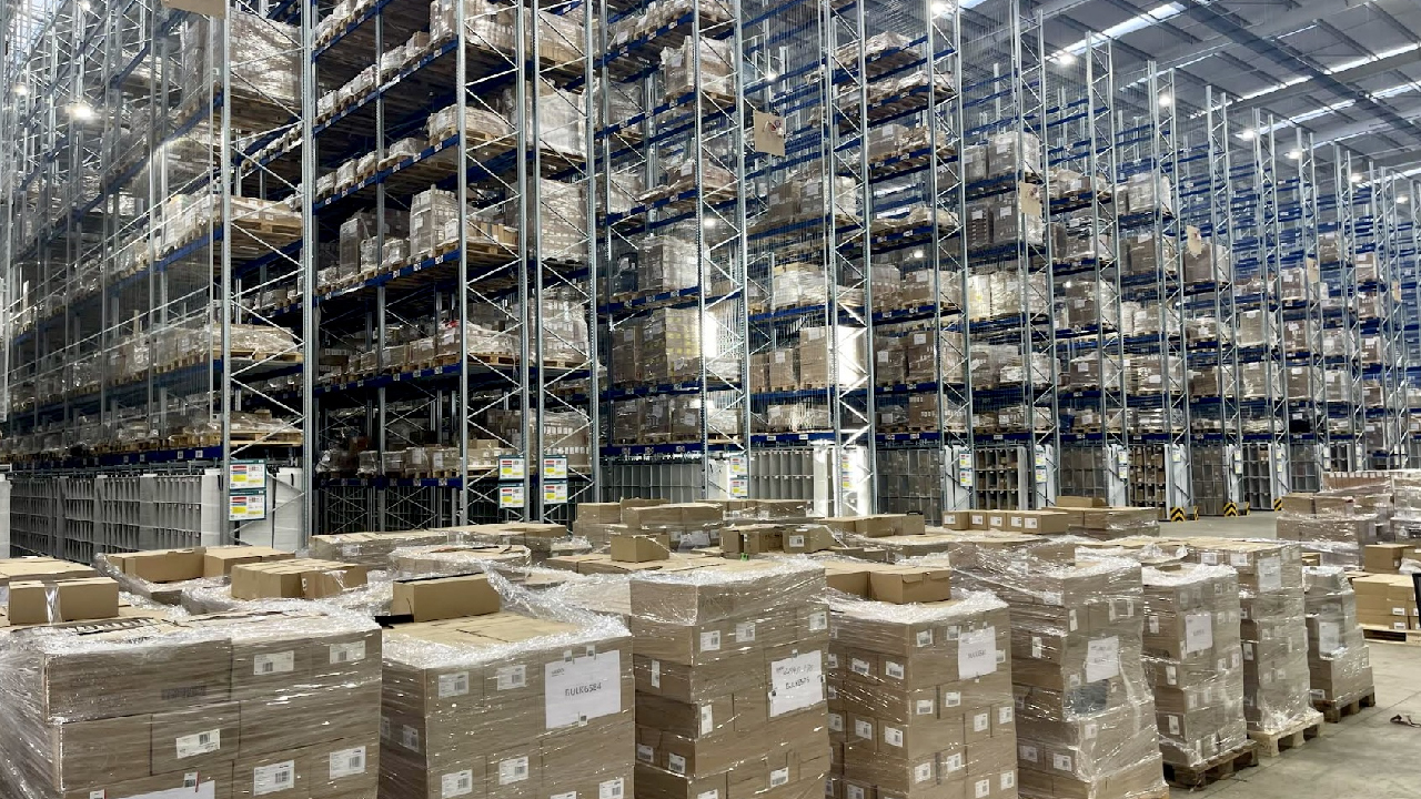 The largest distribution warehouse in the UK for… - Commonwealth Union