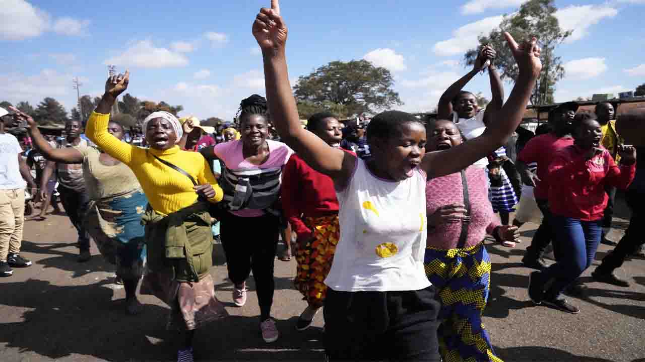 Zimbabwe Yearning For a “Change”? - Commonwealth Union