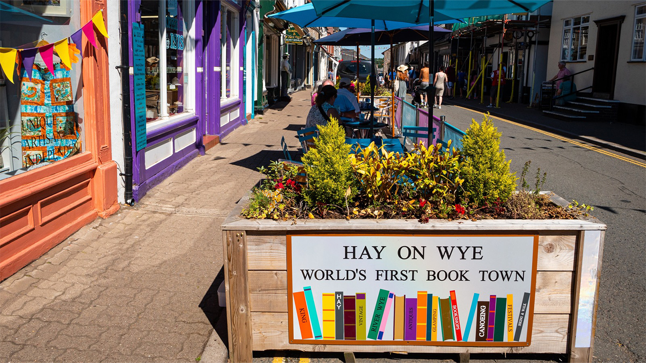 Let’s tour England’s Beautiful Book town - Straight Out of a Dream ...