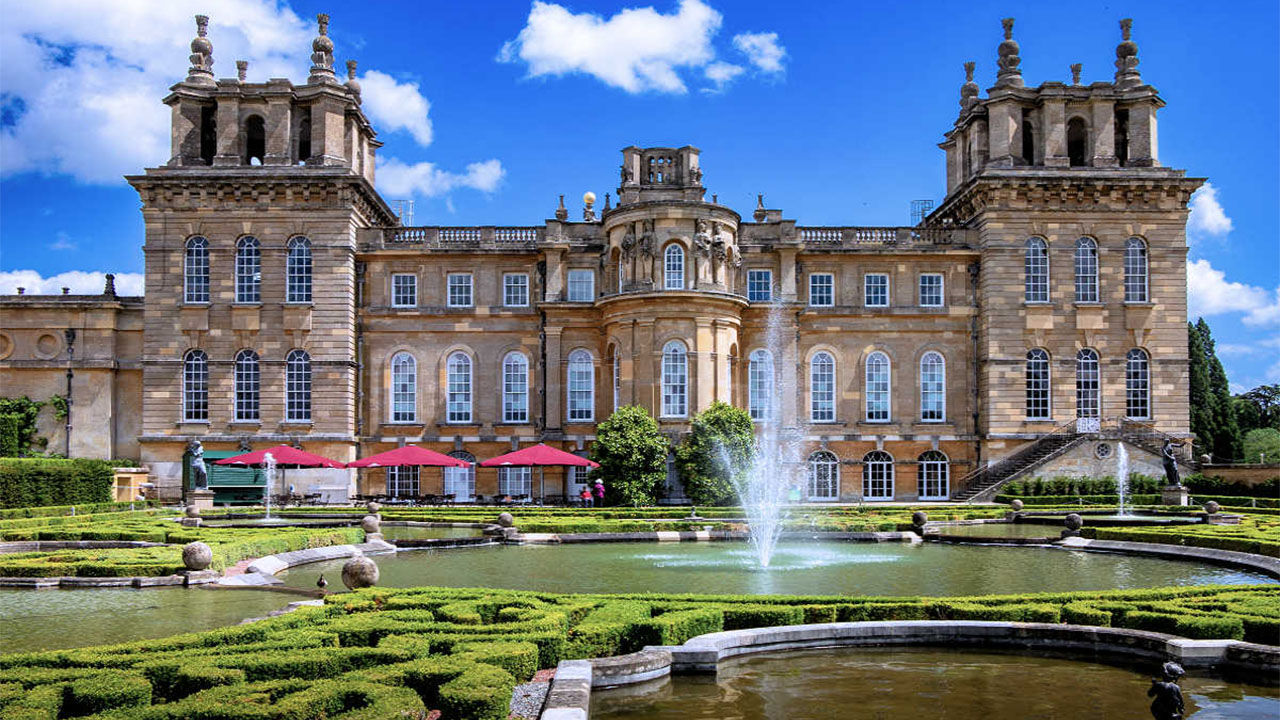 United Kingdom's Royal Attractions, Palaces, Castles, and More ...