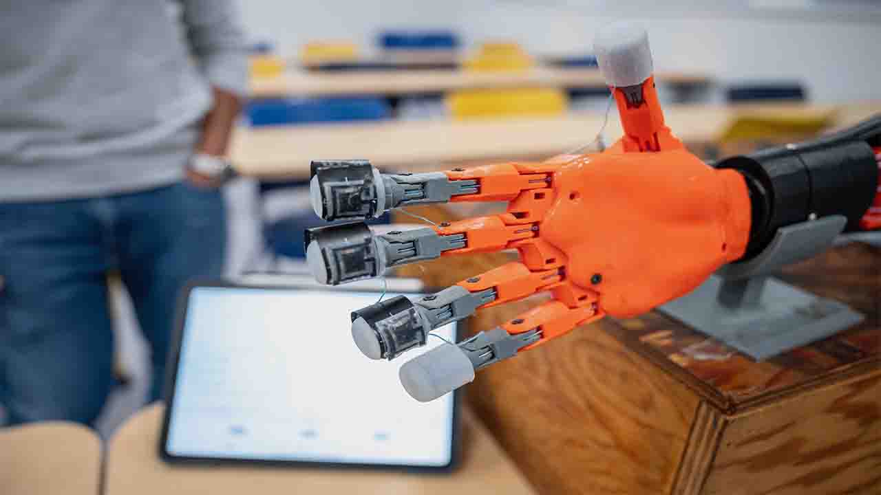 Multi-application robotic skin formed by… - Commonwealth Union