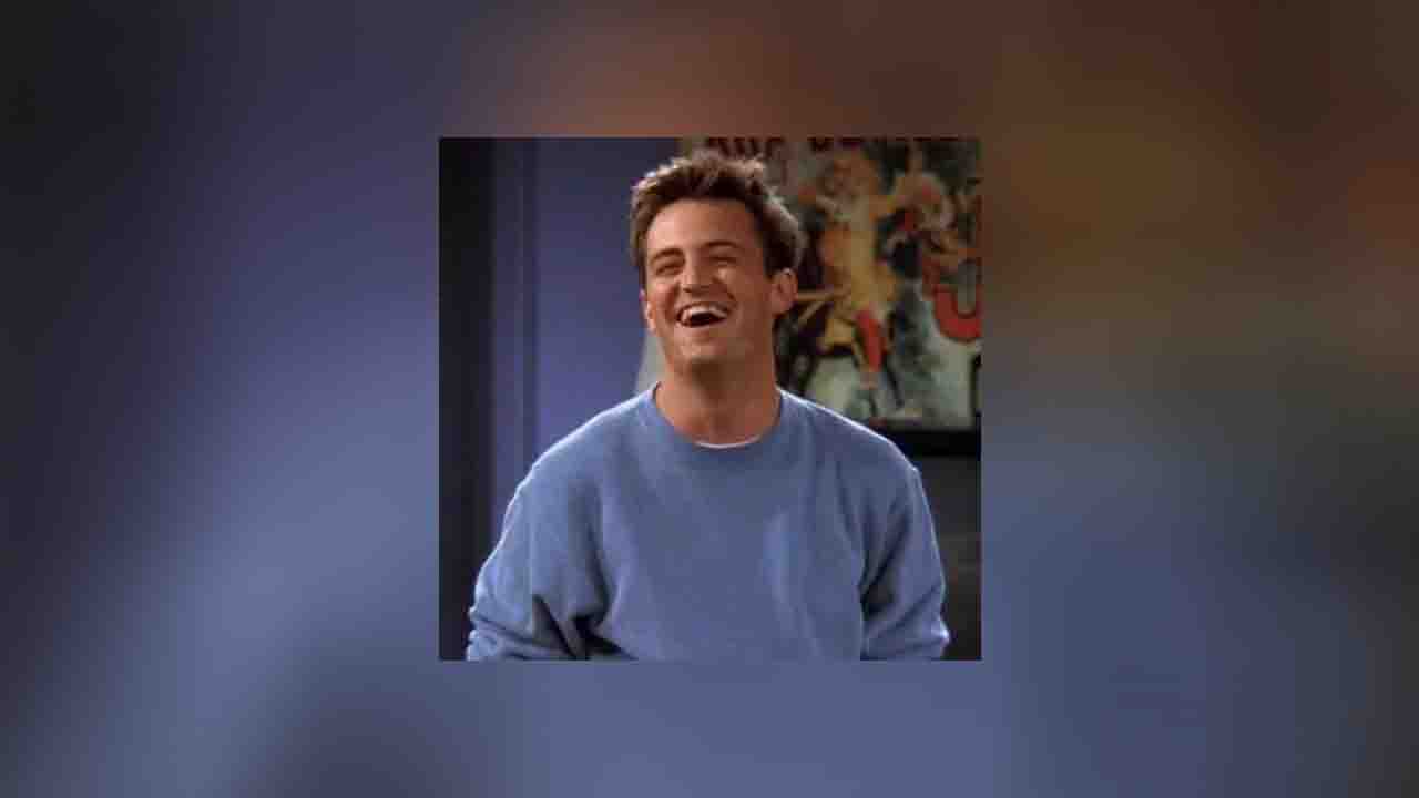 Remembering Chandler Bing: The Iconic Legacy of Friends' Witty Everyman ...