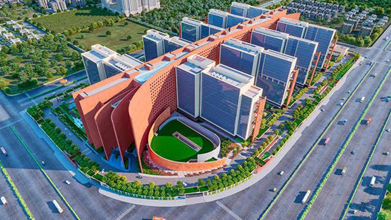 World's largest office building in Gujarat - Commonwealth Union