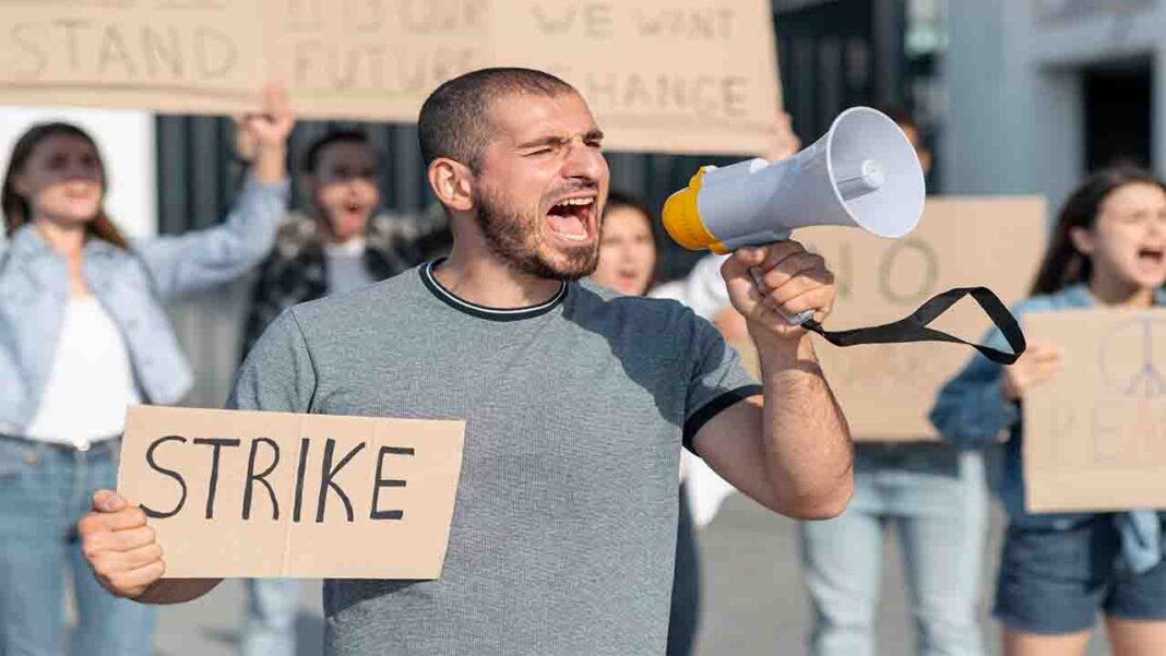 Strike in Ontario's military bases by civilian workers over wage ...